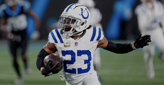 What is a Nickel Back in Football? - All Eyes DB Camp - DB Training ...